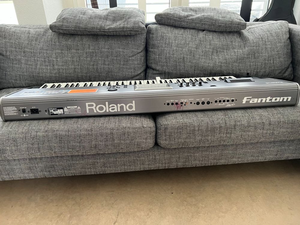 Roland Fantom Fa76 Synthesizer Workstation Mit 76 Tasten Kaufen Auf