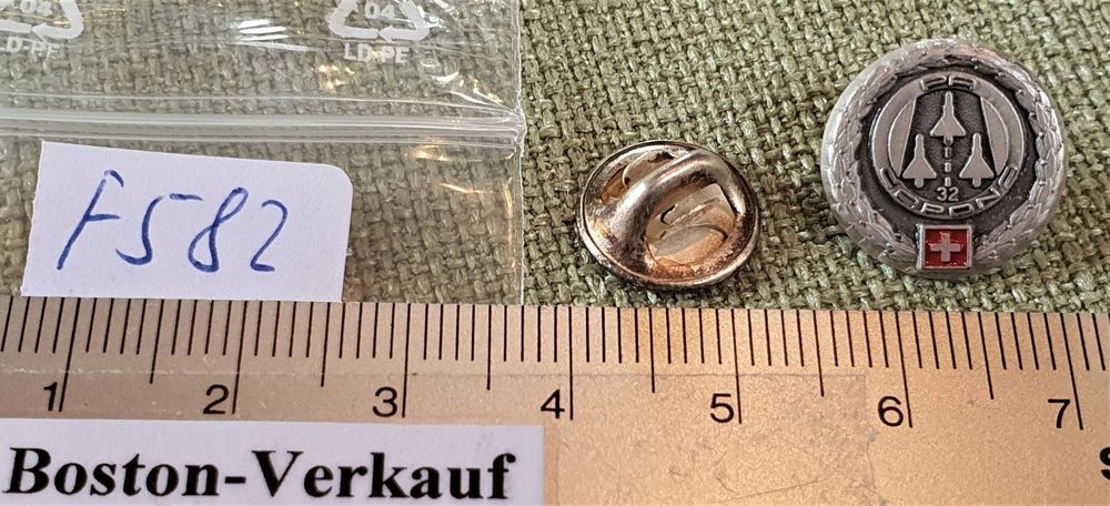 F582 - Pin Swiss Air Force PA CAPONA | Kaufen auf Ricardo