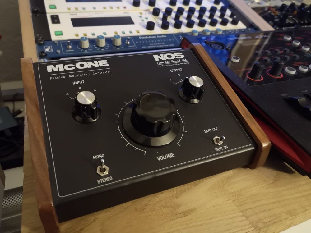 Mc ONE NOS Monitor Controller (Gebraucht) in Dübendorf für CHF 99 – mit ...