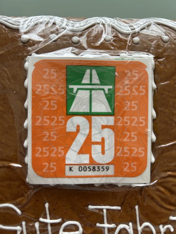 Autobahnvignette 2025 (Neu und originalverpackt) in Heimberg für CHF 38 – mit Lieferung auf ...