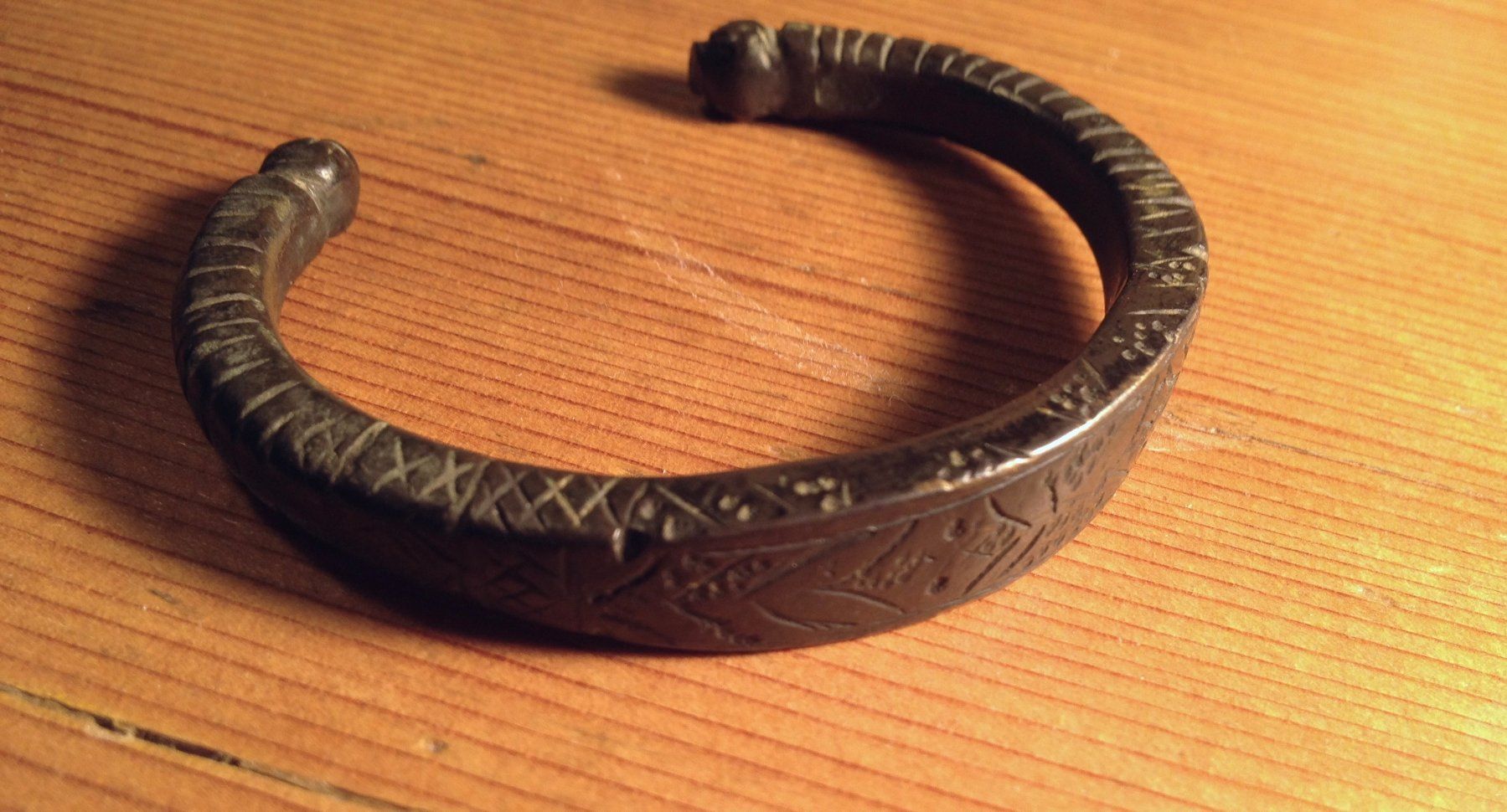 antique bracelet Lorestan - Antike Armband Bronze Luristan (D'occasion ...
