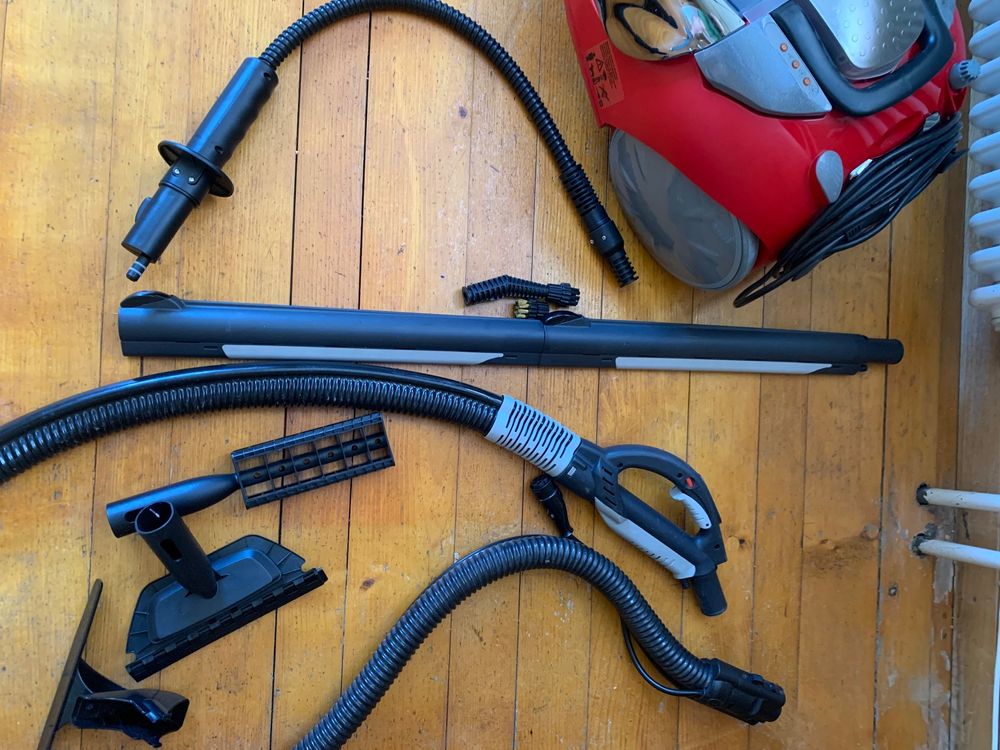 Singer Dampfsauger Purus mit viel Zubehör (Gebraucht) in Willerzell für CHF 73 – mit Lieferung ...