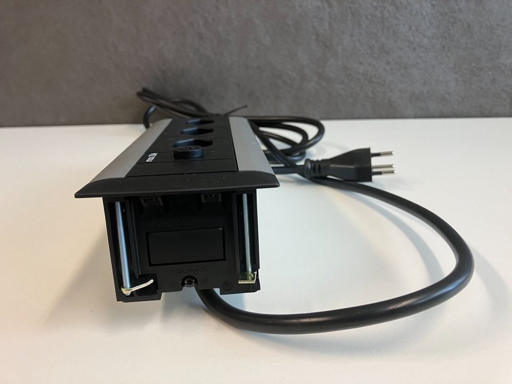 EVOLine Tischeinbauleiste 3xT13/Flacheinbau NEU ab 1.-Fr (Neu (gemäss Beschreibung)) in Krinau ...