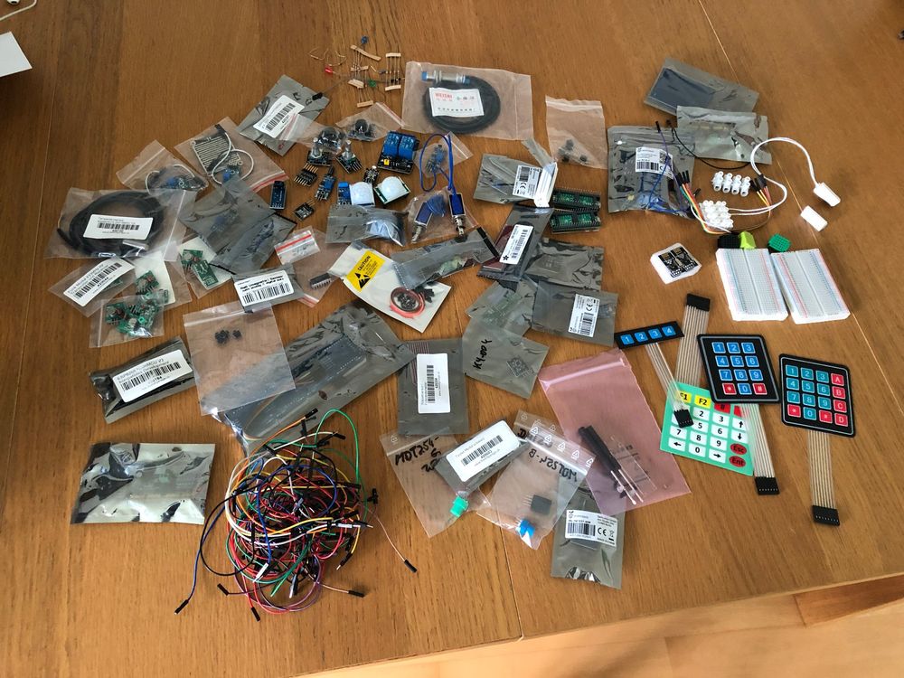 2x Raspberry Pico mit zig elektronischen Bauteilen / Modulen (Neu (gemäss Beschreibung)) in ...