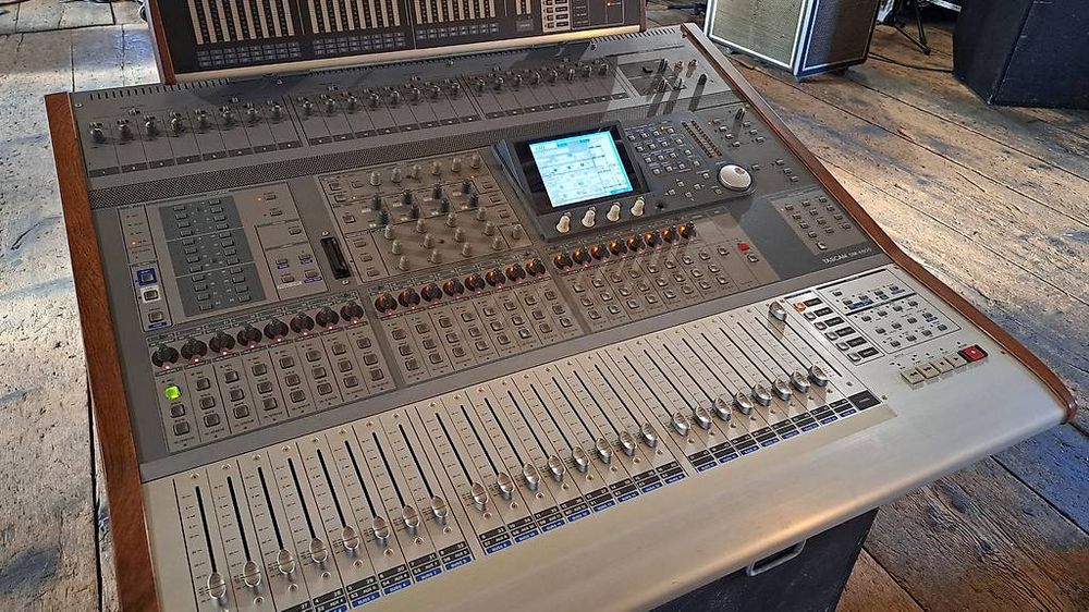 Tascam DM-4800 Mischpult (Gebraucht) in Oberburg für CHF 390 – nur ...