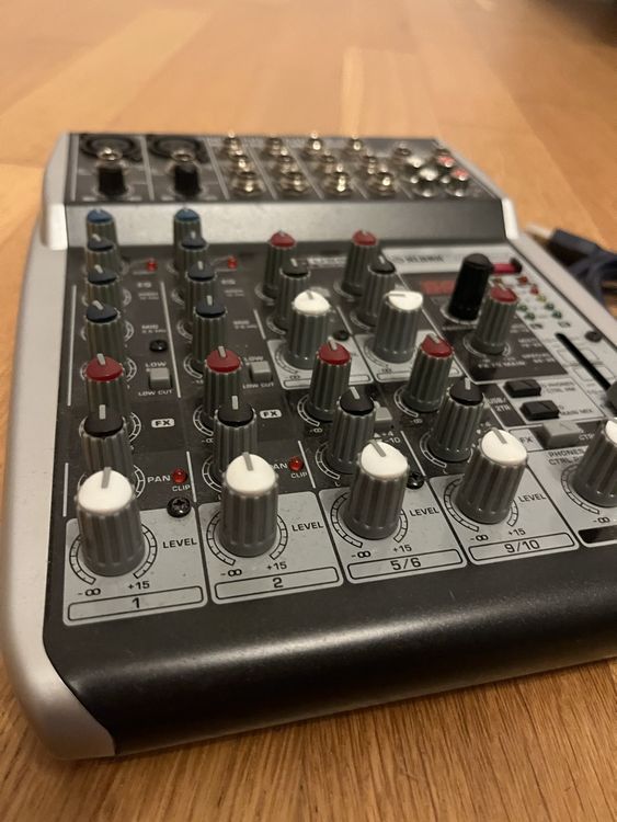 Behringer XENYX QX1002 USB Mixer inkl USB kabel (Gebraucht) in ...