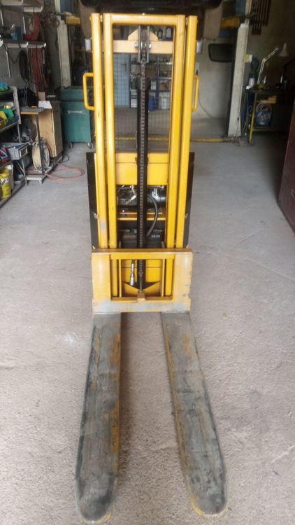 Stapler mit Elektrohub - manueller Antrieb / Hochhubwagen (Gebraucht ...