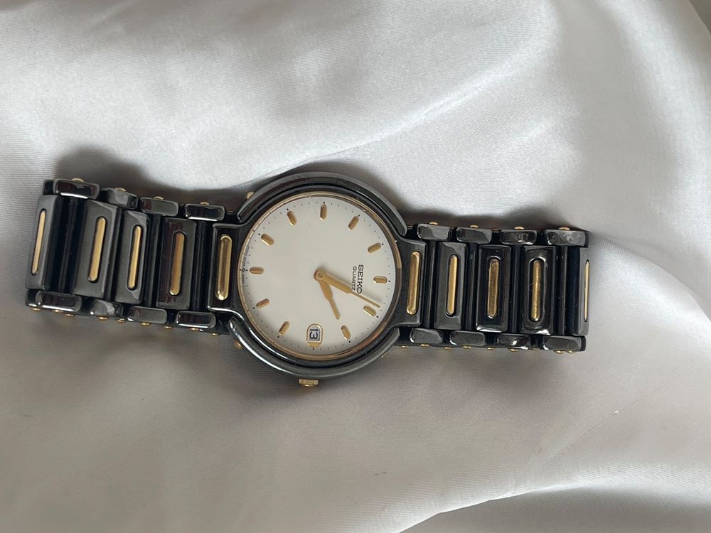 Montre femme seiko (Gebraucht) in Versoix für CHF 140 – mit Lieferung auf Ricardo kaufen