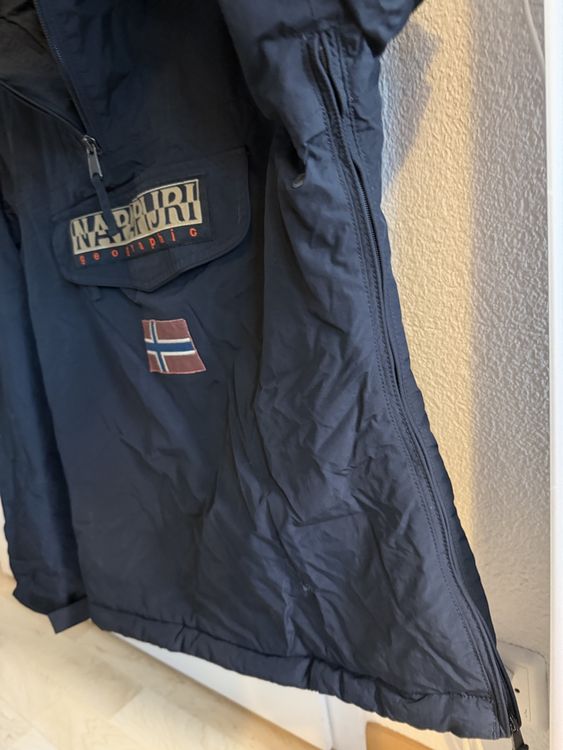 Black Napapijri Rainforest anorak jacket, the "Geography” (Neu (gemäss ...