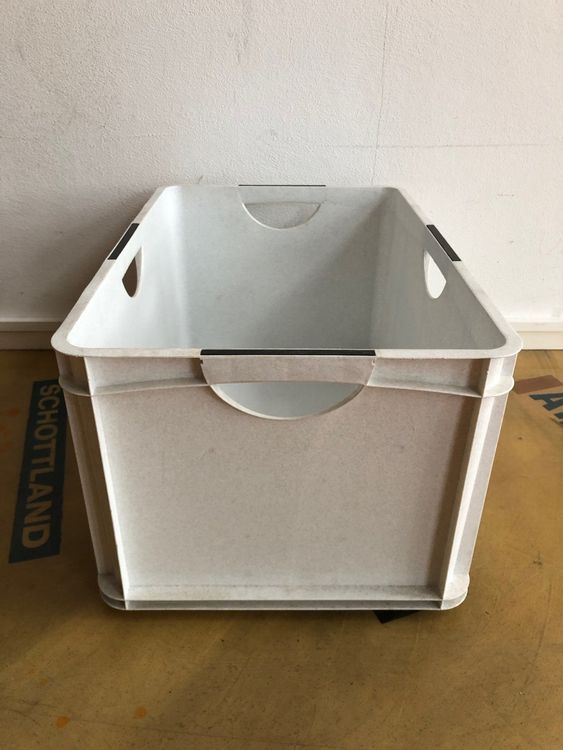 Kunststoff Box gross weiss stapelbar (Gebraucht) in Kleinandelfingen ...
