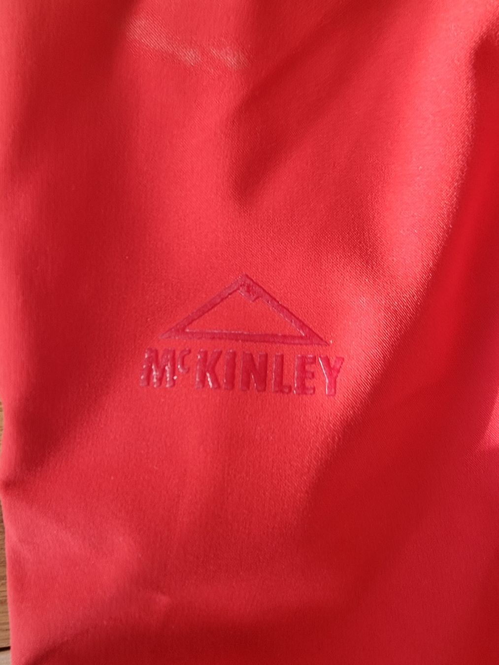 Pantalon de ski Rouge MC kinley (D'occasion) à Cerneux-Péquignot pour ...