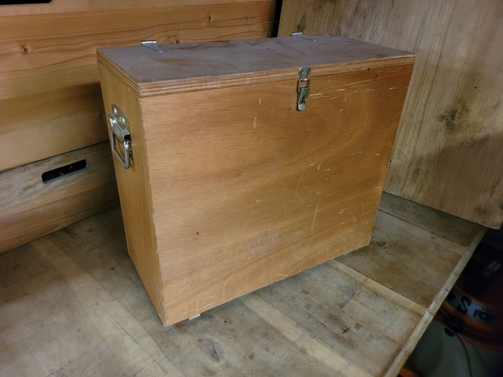 Schweizer Armee - Holzkiste mit Kaffeemaschine - Novorex (Gebraucht) in ...