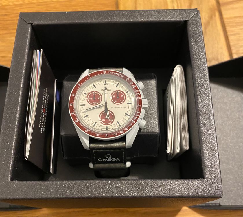 Omega x Swatch, Moonswatch, Mission to Pluto (Neu und originalverpackt) in Geneve für CHF 265 ...