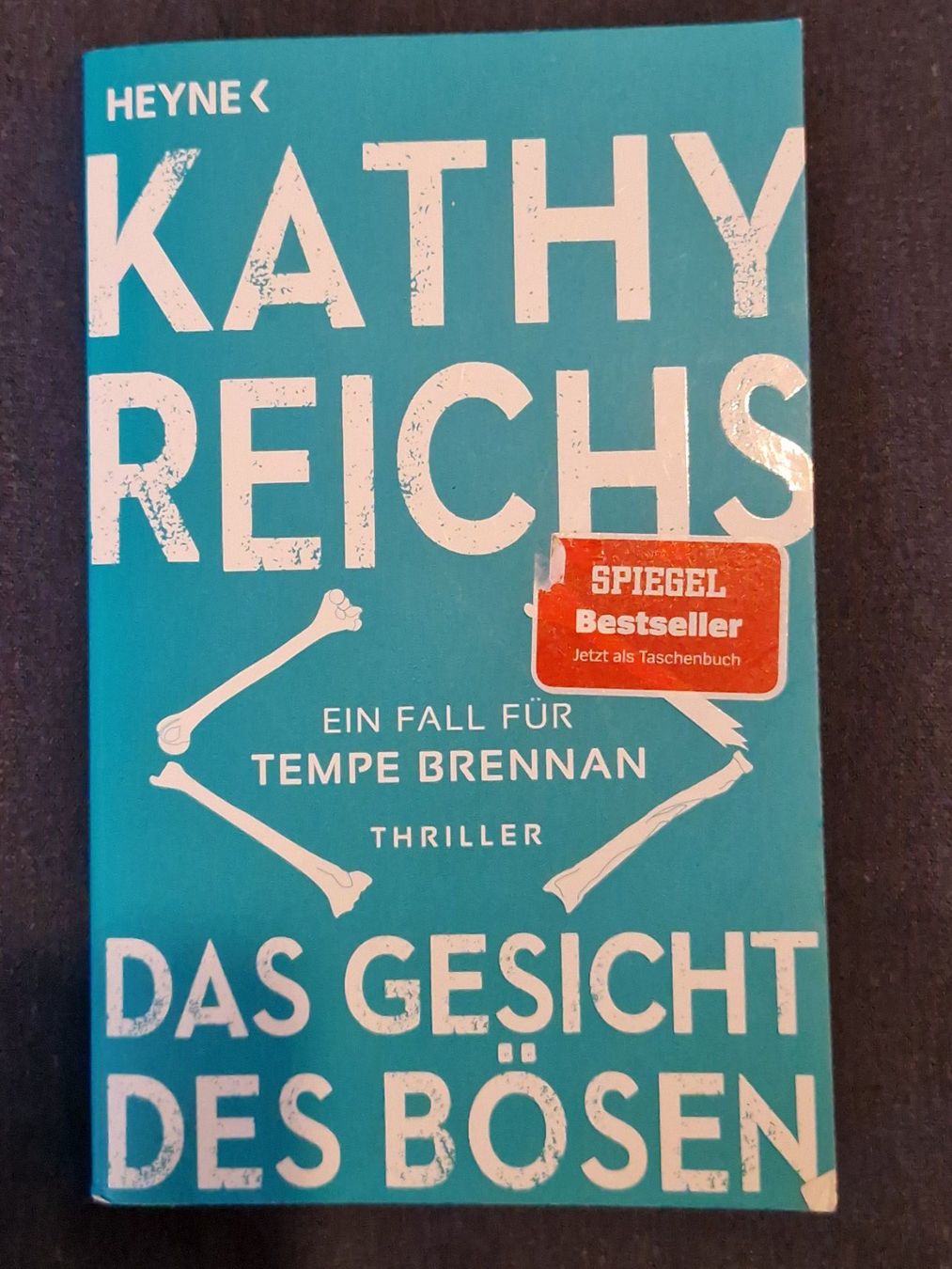 Kathy Reichs Das Gesicht des Bösen Tempe Brennan 19 (Gebraucht) in ...