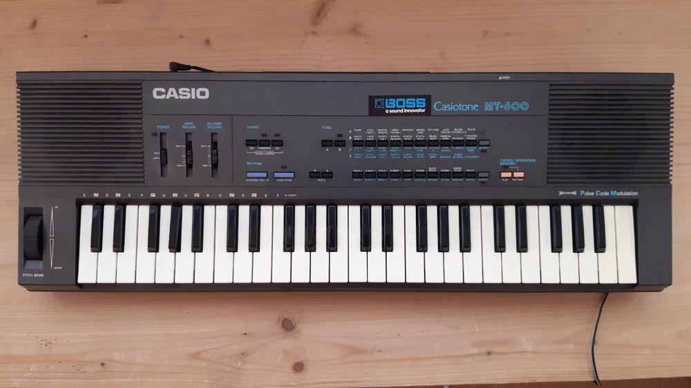 Casio Casiotone MT-600 Keyboard, Vintage Rarität (Gebraucht) in Oey für ...