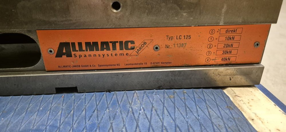 2 mal ALLMATIC Maschinenschraubstock | Kaufen auf Ricardo