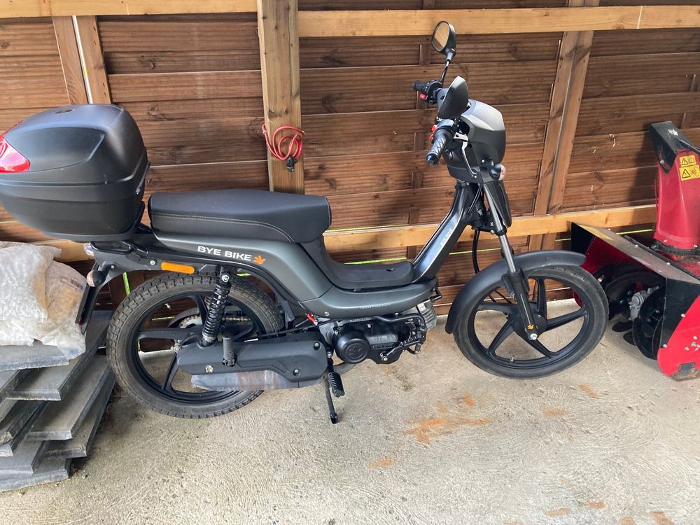 Scooter Bye Bike One 45 km/h (50 cc) (Defekt) in Neuchâtel für CHF 565 ...