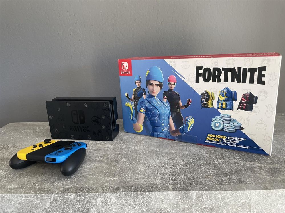Nintendo Switch Fortnite - Limitierte Dock Station Set (Gebraucht) in ...
