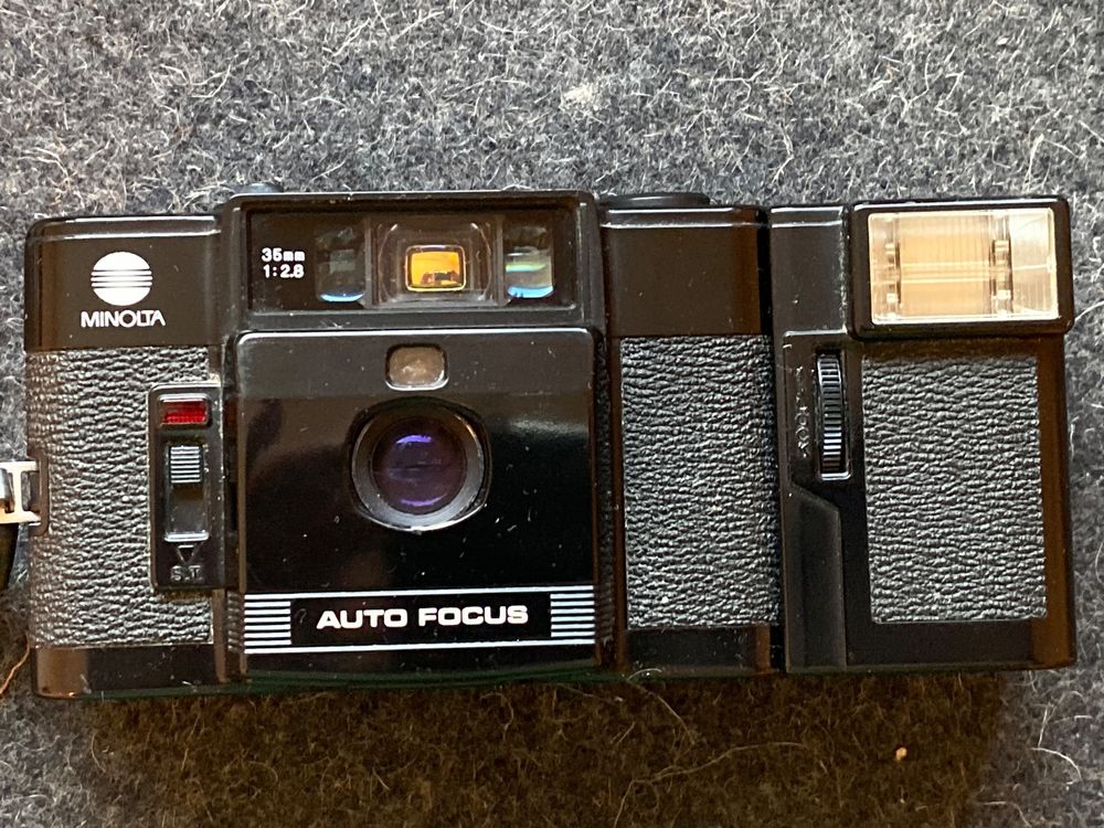 Minolta AF-C mit Blitz | Kaufen auf Ricardo