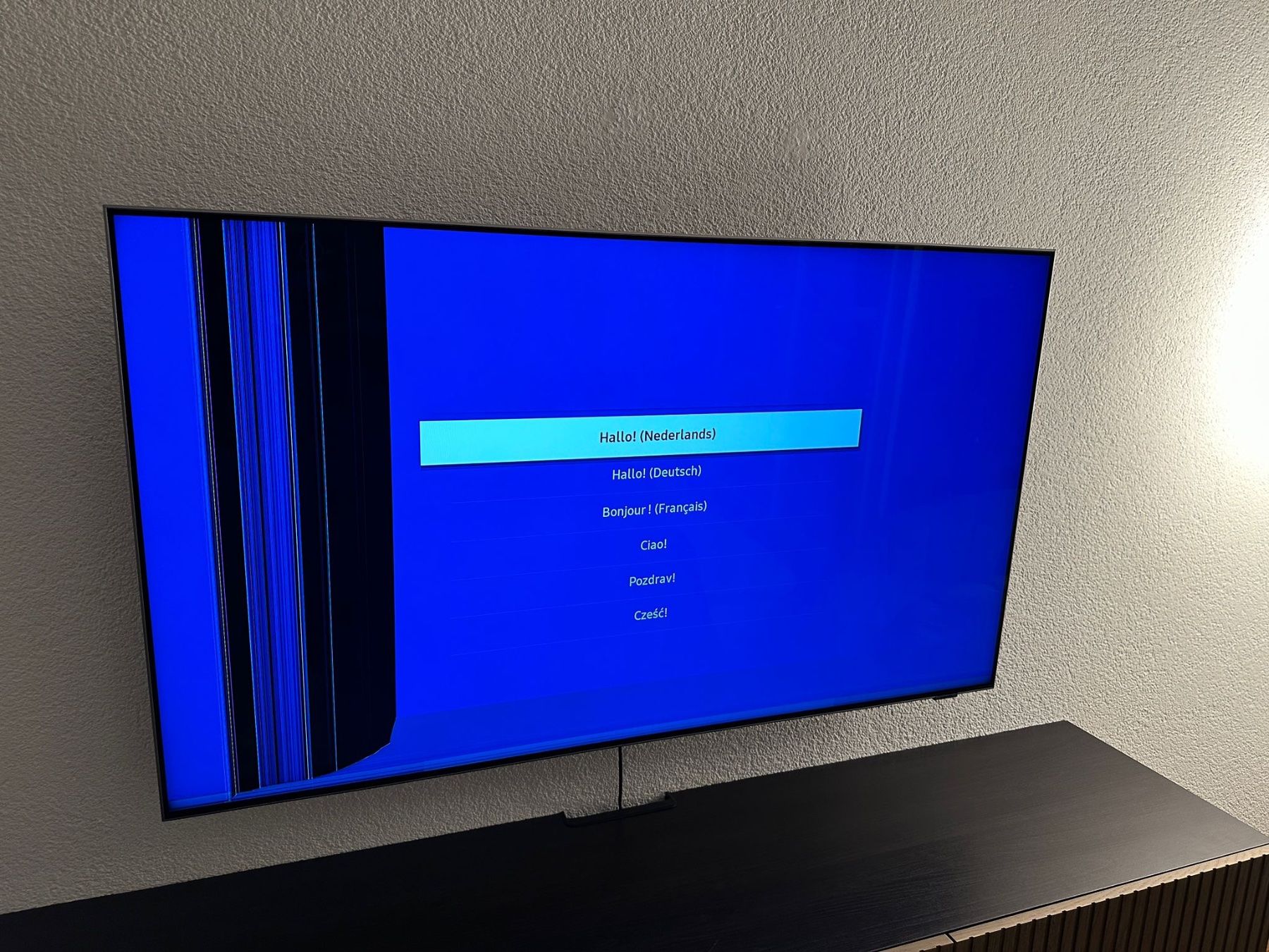TV Samsung Neo QLED 55“ DEFEKT ab.99.-fr (Defekt) in Schöftland für CHF ...