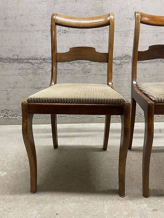 6 chaises vaudoises en parfait état (Gebraucht) in Lutry für CHF 250 ...