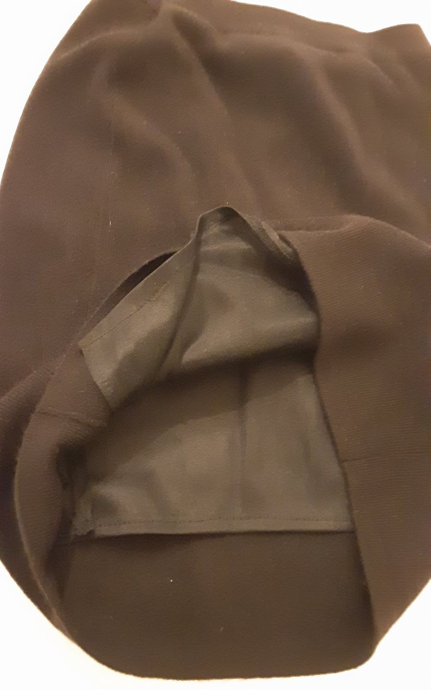 Jupe noire, S, cachemire, avec doublure, très bon état (D'occasion) à ...