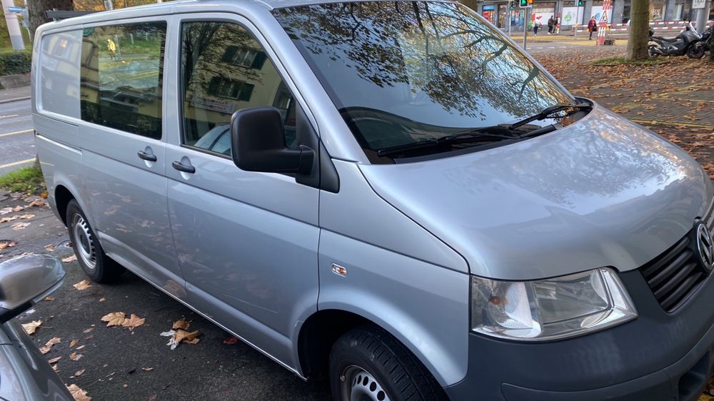 VW T5 Transporter 2.5 Automat mit Klima und AK (Defekt) in Zürich für ...