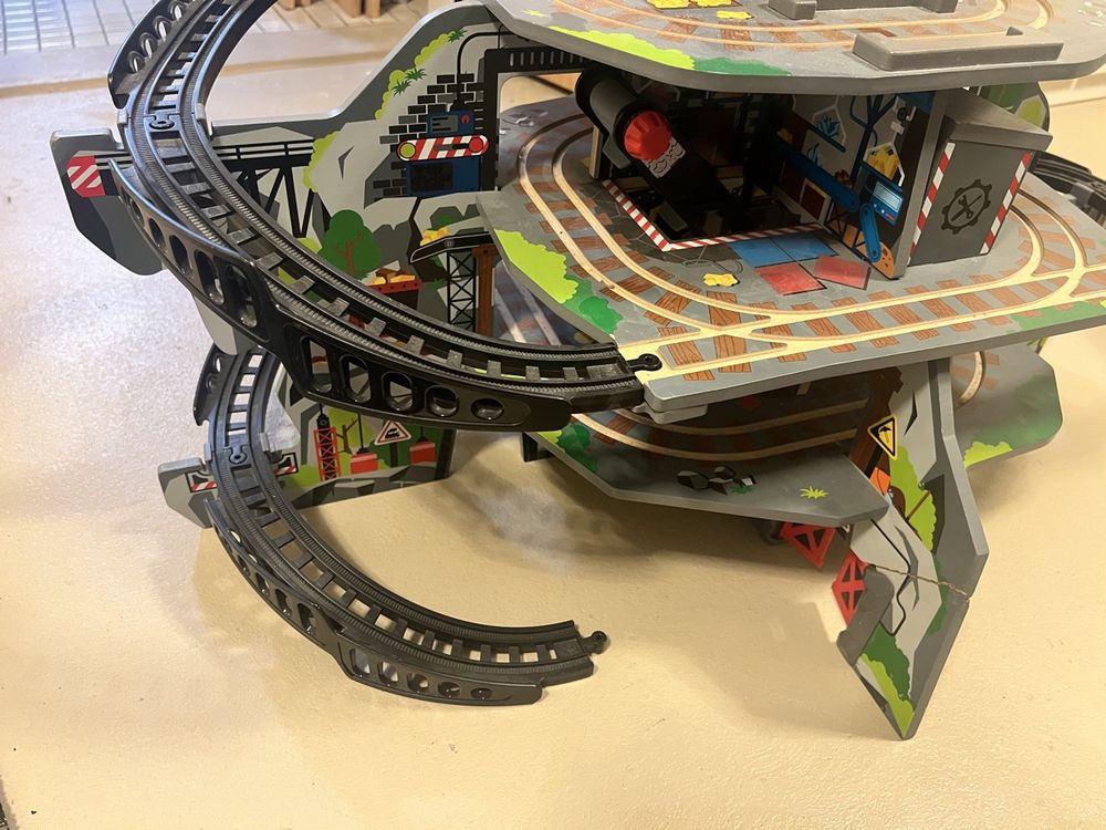 Hape Mighty Mine Brio kompatibel (Gebraucht) in Bäch SZ für CHF 25 ...