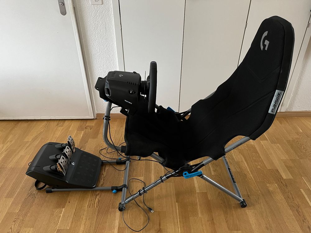 Gamingstuhl Logitech G923Racing Lenkrad & Pedale Top Zustand (Gebraucht ...