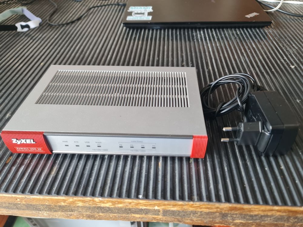 ZyWall USG 20 Firewall | Kaufen auf Ricardo ZyWall USG 20 Firewall | Kaufen auf Ricardo