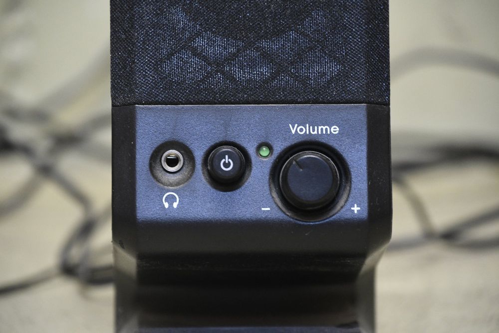 Lautsprecher Set Logitech R-10 (Gebraucht) in Strengelbach für CHF 12 ...