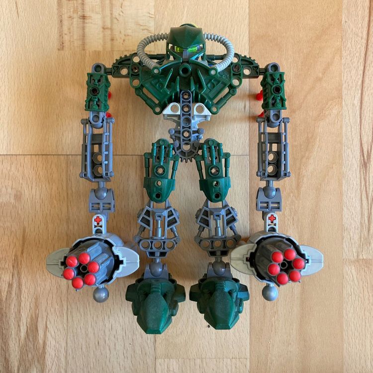 LEGO Bionicle Toa Mahri "Kongu" (Gebraucht) in Chézard-St-Martin für ...