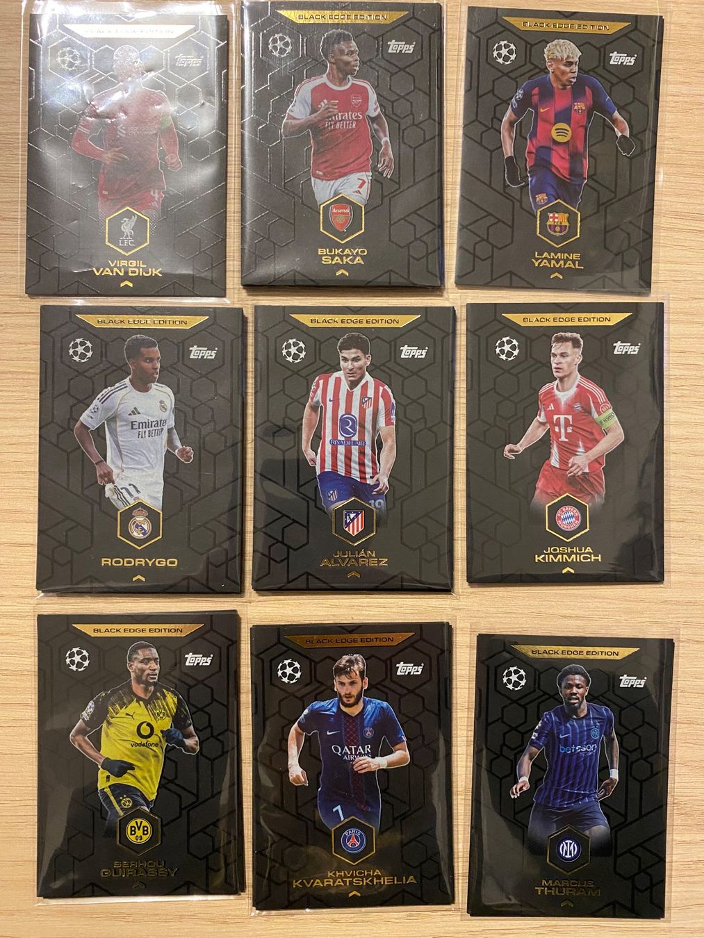 Topps Match Attax 25/26 Black Edge komplett alle 9 Karten (Neu (gemäss ...