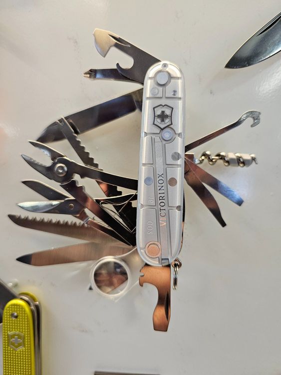 Victorinox Swiss Champ SilverTech (Neu und originalverpackt) in Koppigen für CHF 99 – mit ...