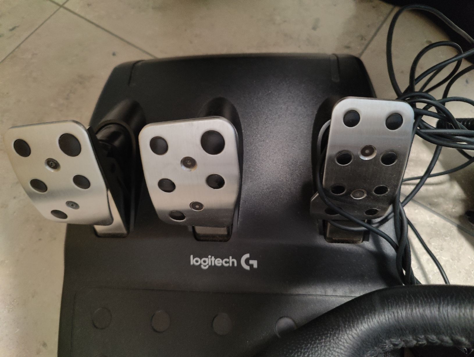 Logitech G29 Racing Wheel, pedals, shifter, PS4/PS5/PC (Gebraucht) in ...