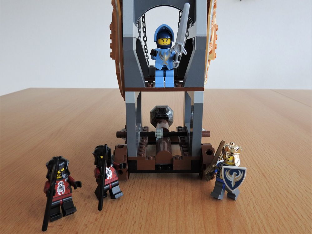 Lego 8875 King’s Siege Tower, mit Bauanleitung | Kaufen auf Ricardo