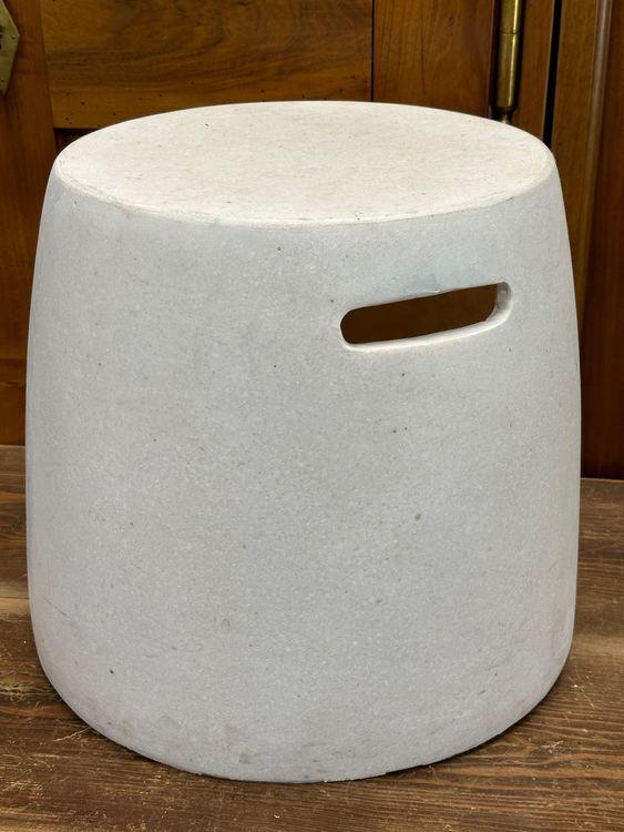 Heller Sitzhocker von MAX & LUUK - Nick Hocker | Kaufen auf Ricardo