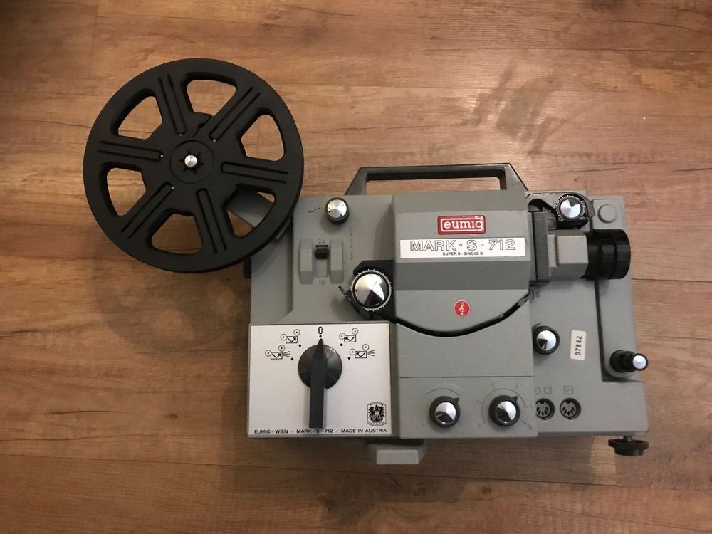 Eumig Mark S712 Super-8 Projektor (Gebraucht) in Utzenstorf für CHF 50 – mit Lieferung auf ...
