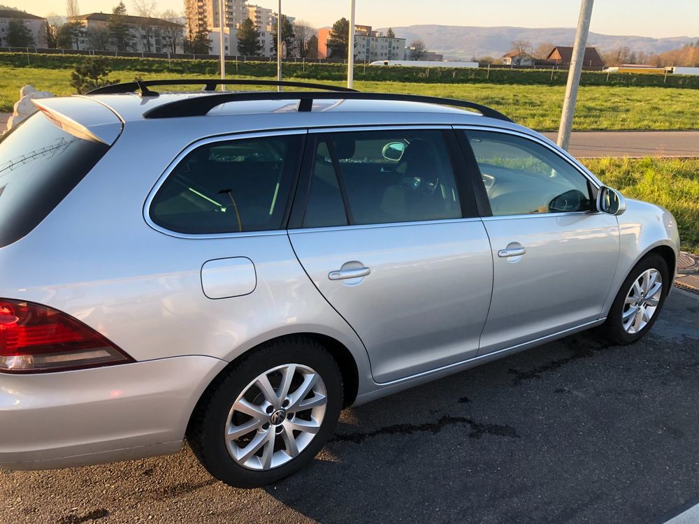 VW Golf 6 Kombi 2.0 TDI Comfortline DSG 140 PS-MFK März 2026 (Gebraucht ...