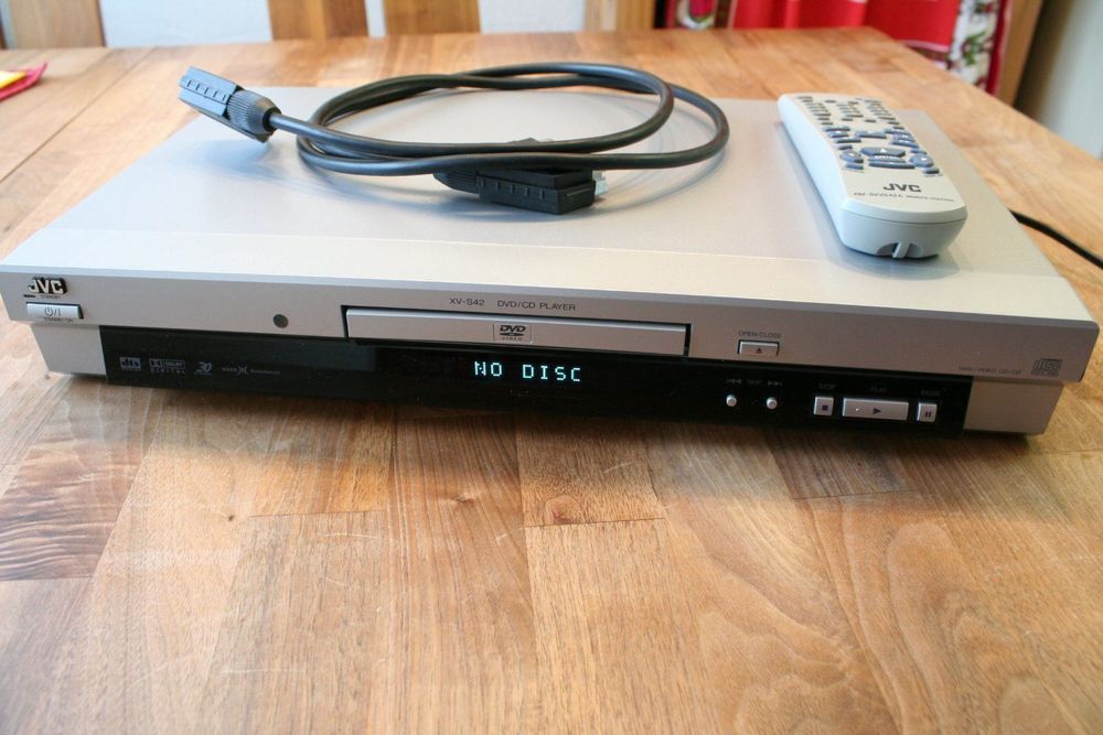 JVC DVD Player XV-S42 (Gebraucht) in Siebnen für CHF 29 – mit Lieferung auf Ricardo kaufen