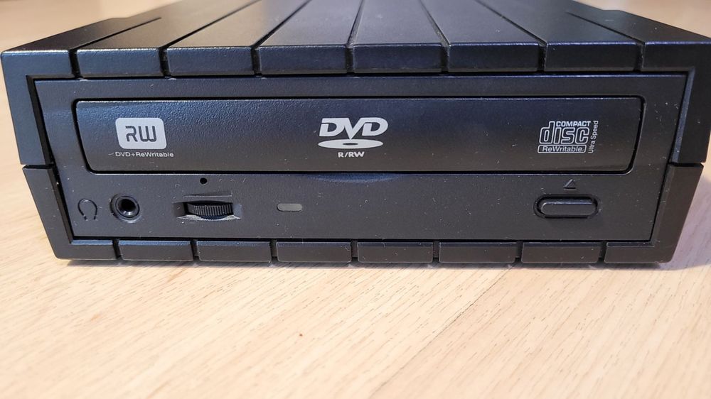 LITE-ON USB 2.0 External CD/DVD Drive Model LDW-851SX | Acheter sur Ricardo