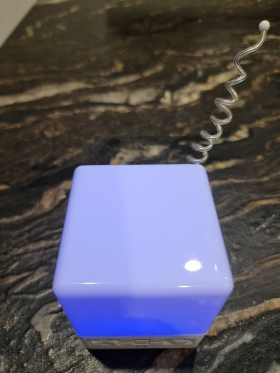 Nachtlicht und Radio, Batterie oder Netzbetrieb, NEU, OVP (Neu und ...