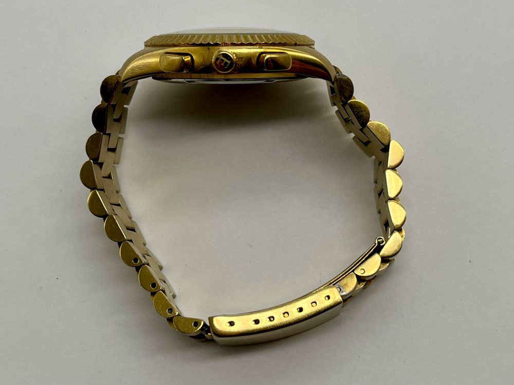 Eden Swiss Made Calendar-defekt (Defekt) in Aarau für CHF 5 – mit ...