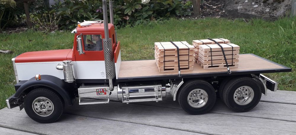 Tamiya King Hauler mit Pritsche und Futaba 4YWD 2.4G (Gebraucht) in ...