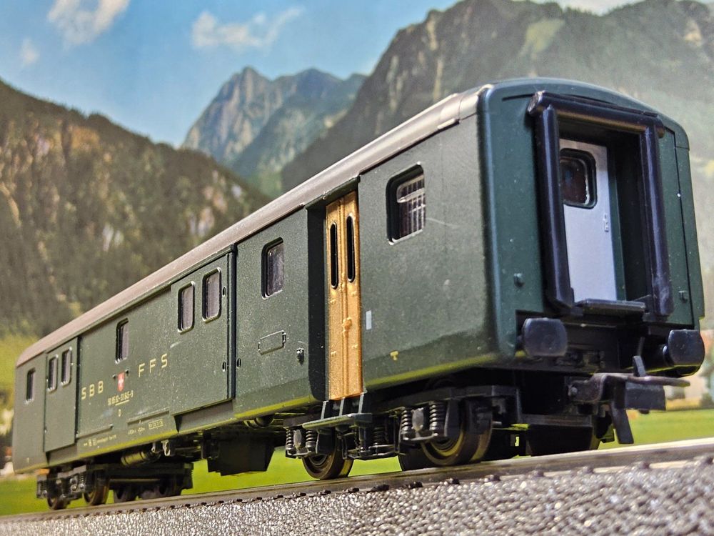 Roco 4240 __ SBB Gepäckwagen __ in OVP __ Spur H0 (Gebraucht) in Uerikon für CHF 25 – mit ...