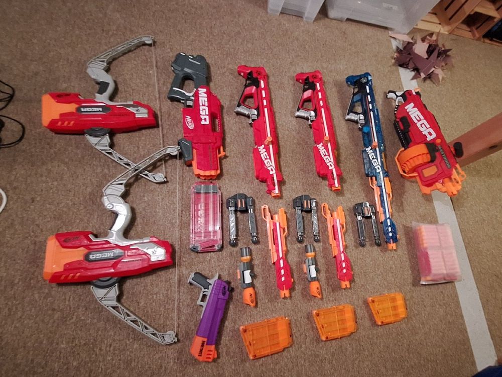 Grosses Nerf Set - 8x Nerf Mega (Gebraucht) in Wolfhalden für CHF 100 ...