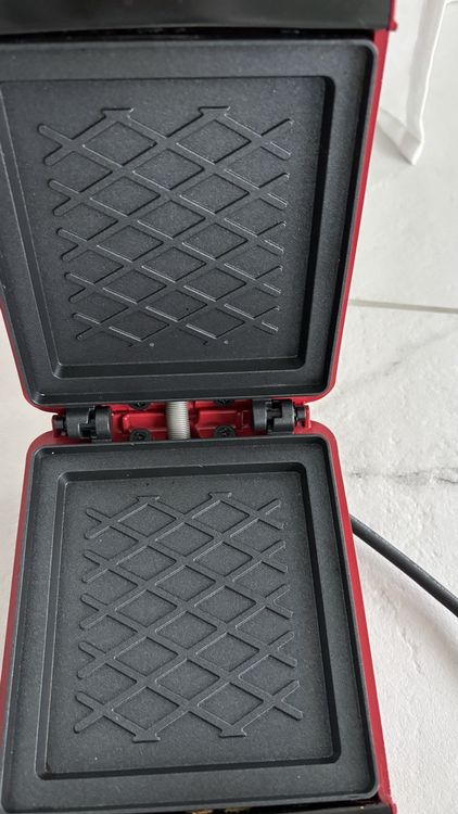 Betty Bossi Sandwich Maker (Gebraucht) in Seengen für CHF 3 – mit ...