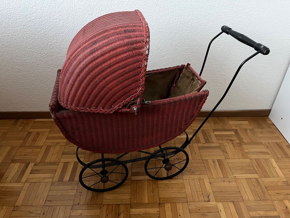 Antiker Puppenwagen (Gebraucht) in Schötz für CHF 45 – nur Abholung auf Ricardo kaufen