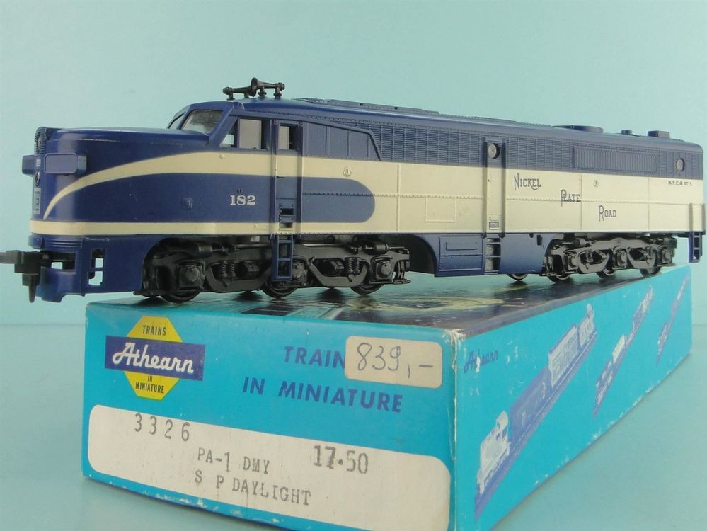Athearn Nickel Plate Railroad PA1 DUMMY (Gebraucht) in Bülach für CHF ...