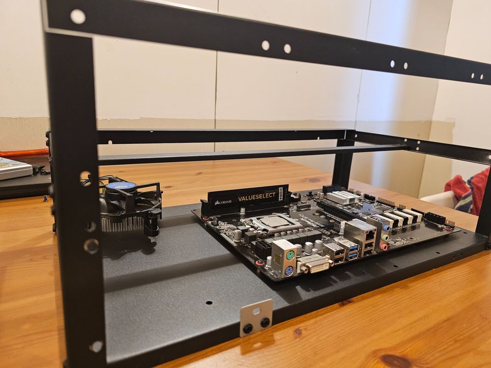 Mining Rig, Mainboard, RAM, fan | Kaufen auf Ricardo